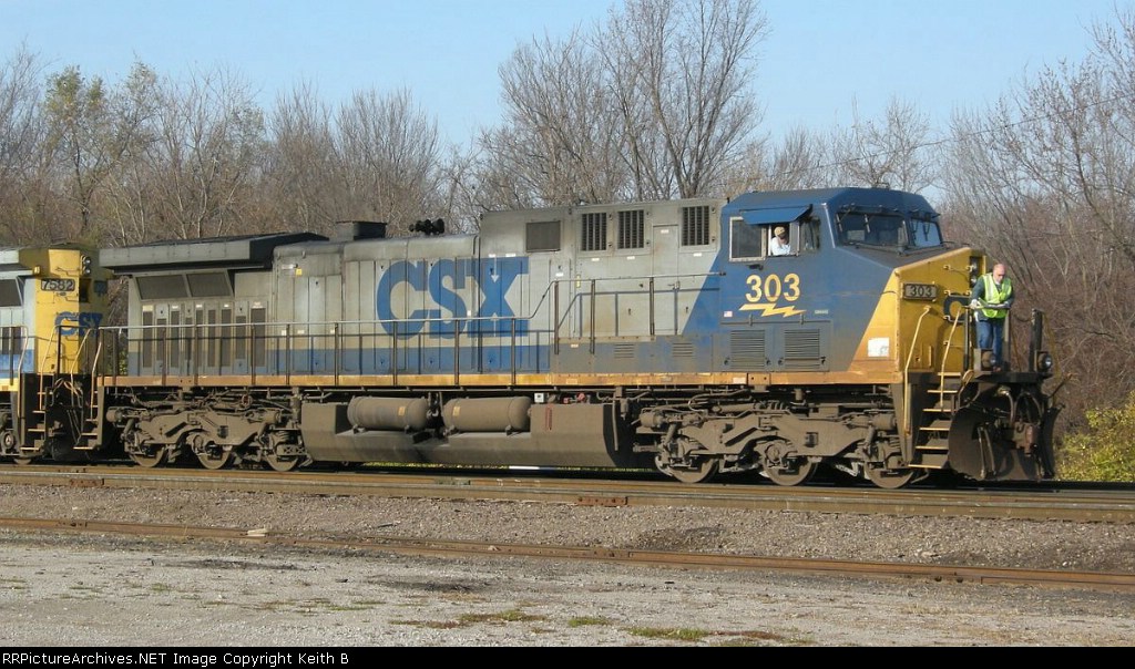 CSX 303
